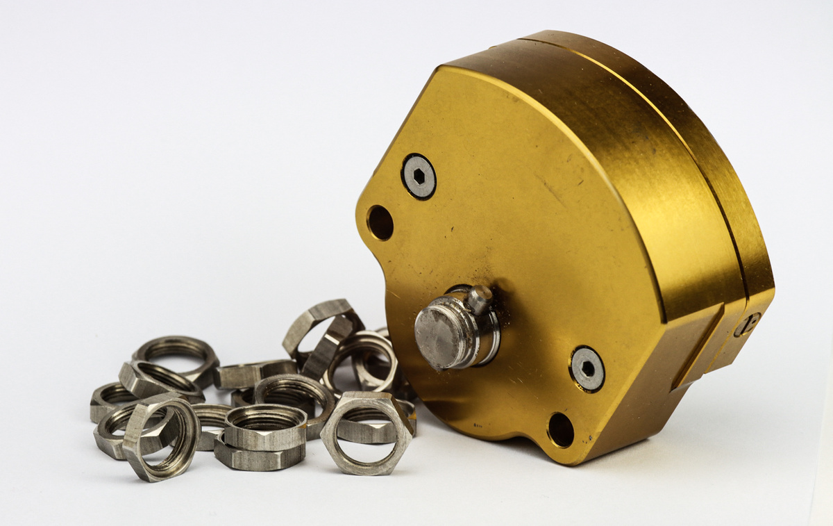 Steering Damper arm nut | PRODUCTS \ Control